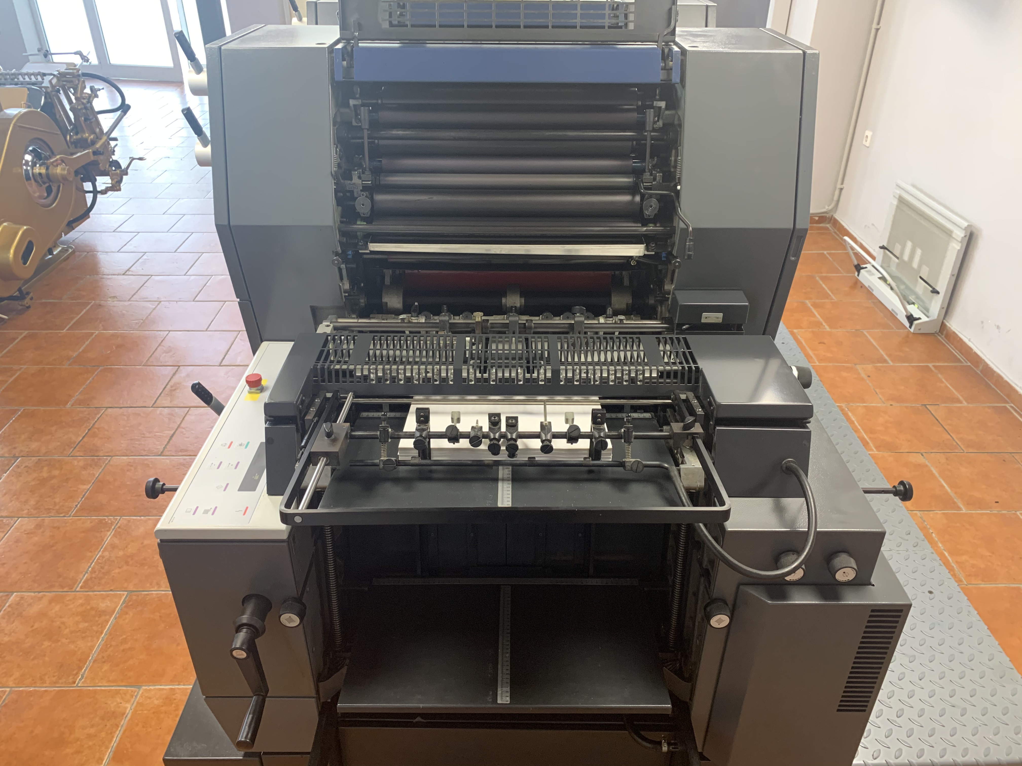 Offset Machine HEIDELBERG GTO 52-2 | Unique Printing Machines